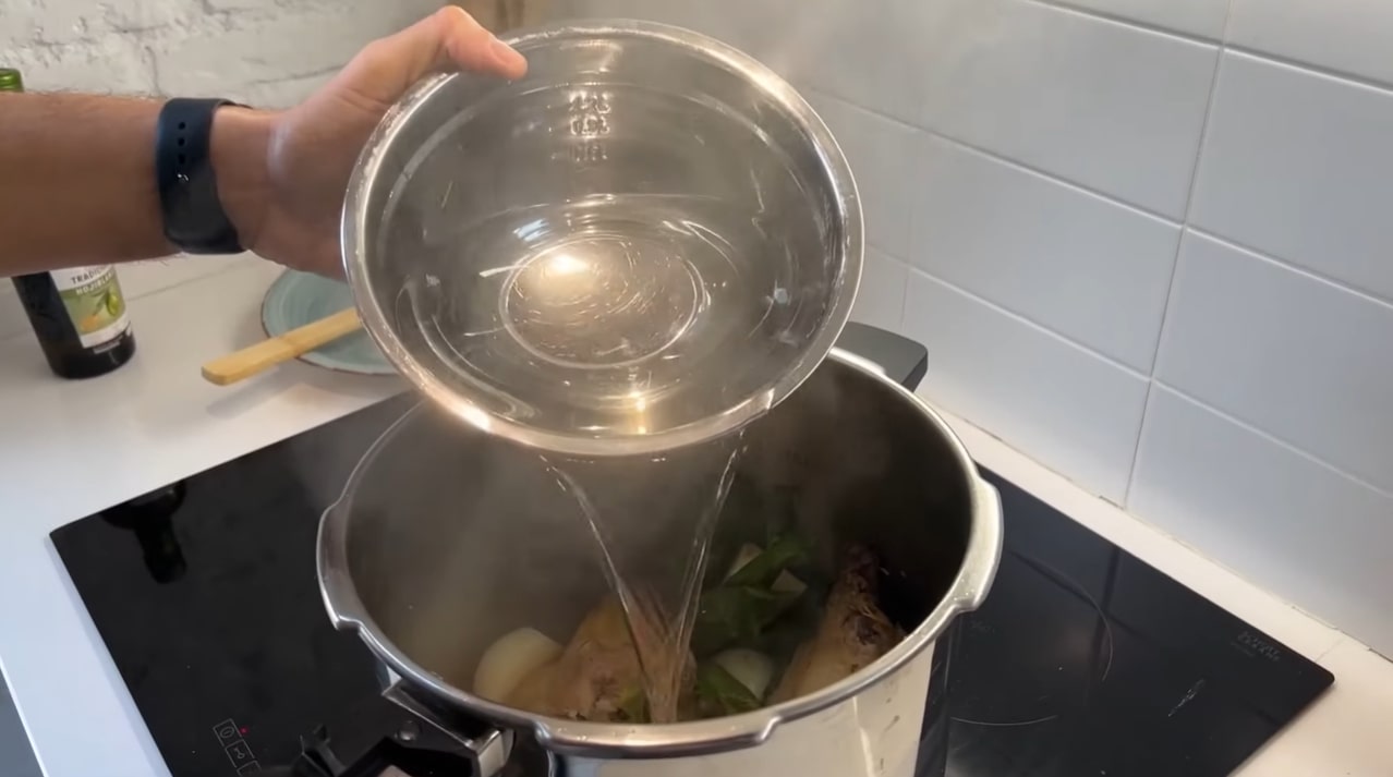 Sopa de Galets - Hearty Catalan Soup for Christmas Day